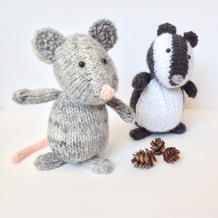 Bubble Badger And Squeak Mouse Toy Knitting Patterns on Luulla