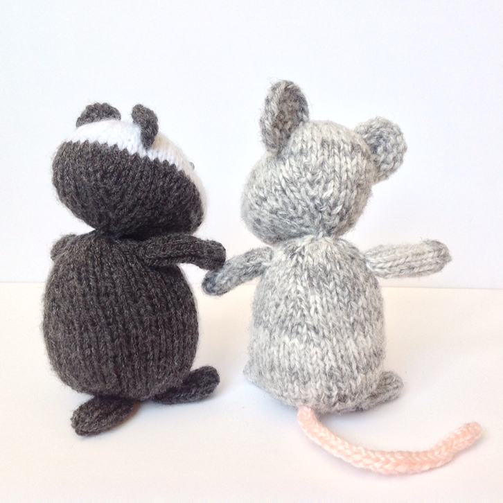 Bubble Badger And Squeak Mouse Toy Knitting Patterns on Luulla