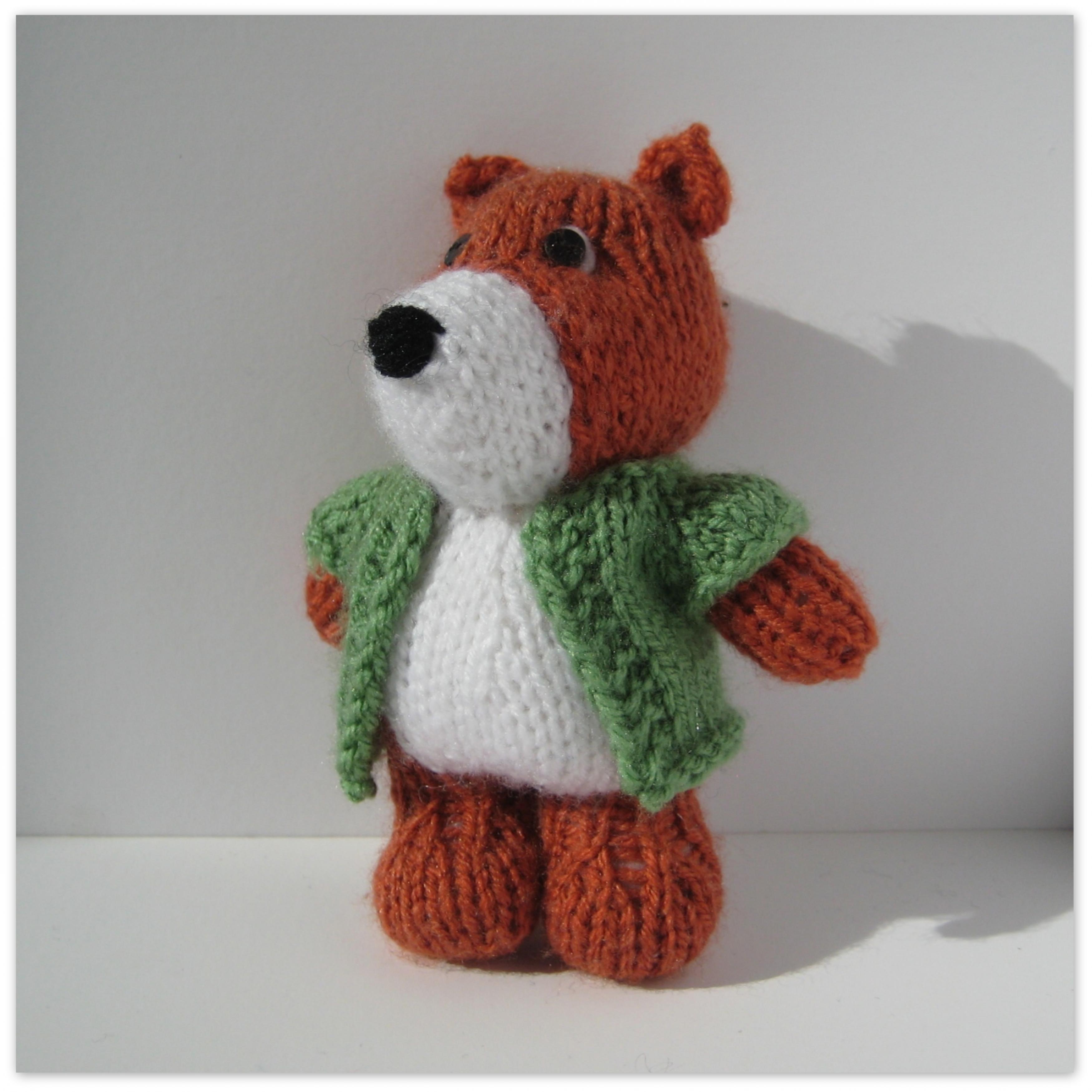 Robbie The Fox Toy Knitting Pattern on Luulla