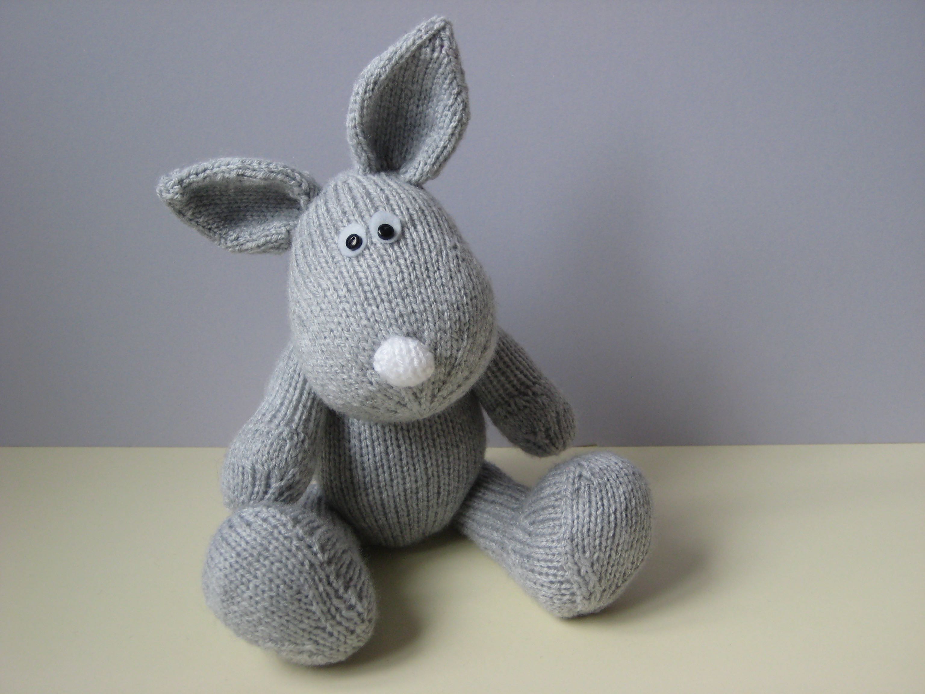Henry Rabbit Toy Knitting Patterns on Luulla